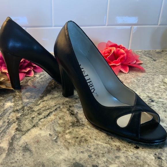 Sam & Libby | Shoes | Ladies Black High Heels By Spasm And Libby Size ...